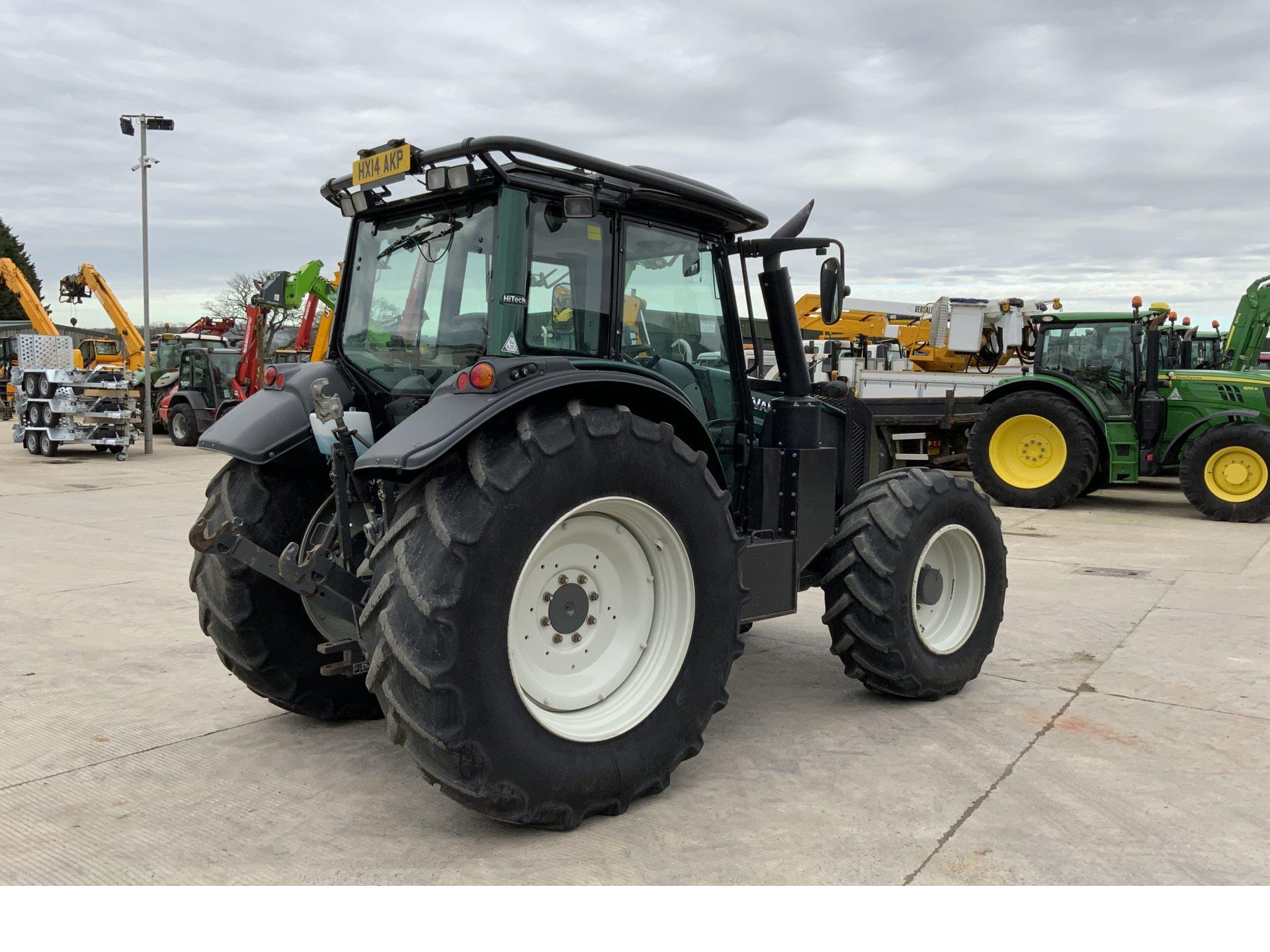 Tractor Valtra n123 hi-tech forestry de vanzare 378281 UTILBEN