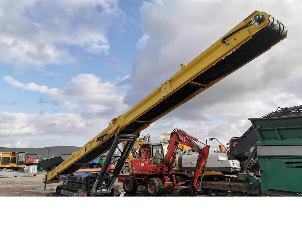 Specificatii Concasor Mobile Keestrack S3 Stacker Radio remote 3 Pieces ...