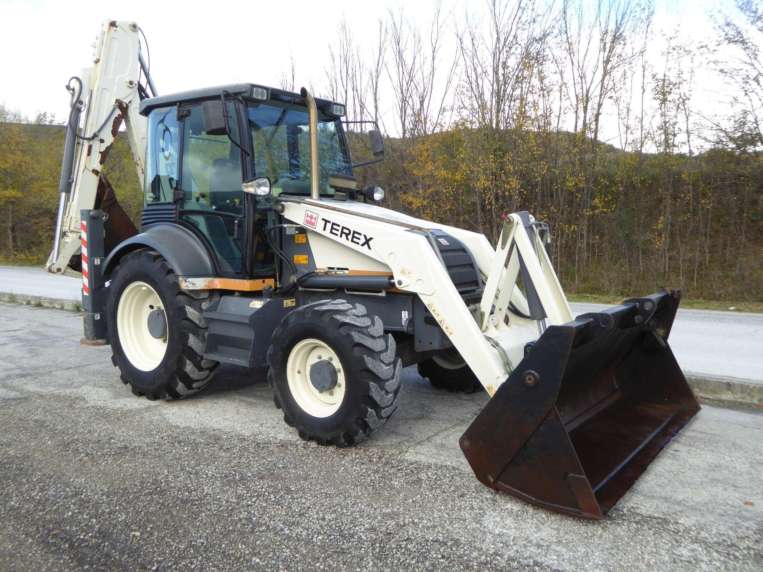 Buldoexcavator Terex Fermec 860 Elite de vanzare 401796 UTILBEN