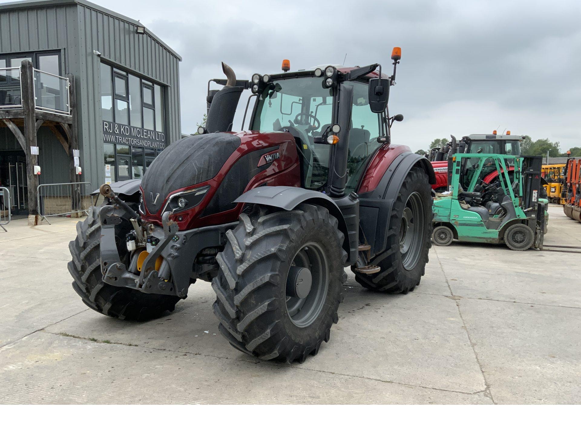 Tractor Valtra t234 unlimited twin trac de vanzare 387568 UTILBEN