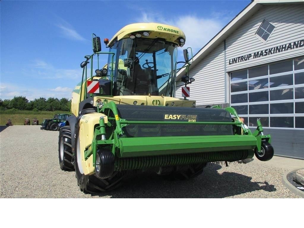 Combina Siloz Krone BiG X 580 MED ALT I UDSTYR 10 Rækketmajsbord og 38 ...