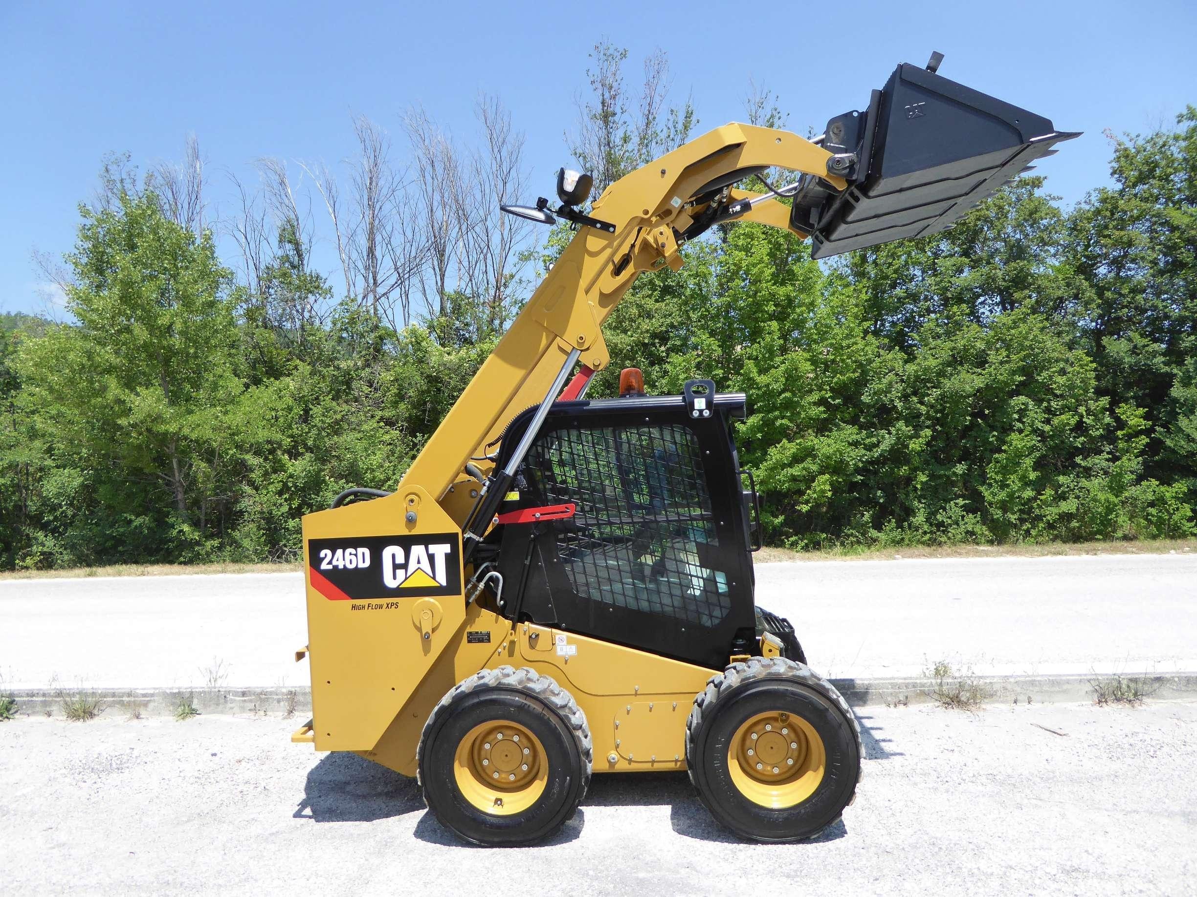 MiniIncarcator Caterpillar 246D de vanzare 418040 UTILBEN