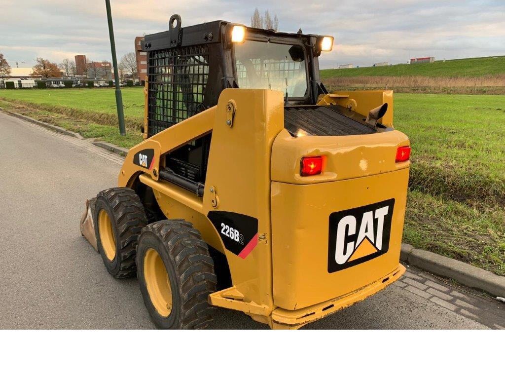 MiniIncarcator Caterpillar 226B Closed Cabine de vanzare 370233 UTILBEN