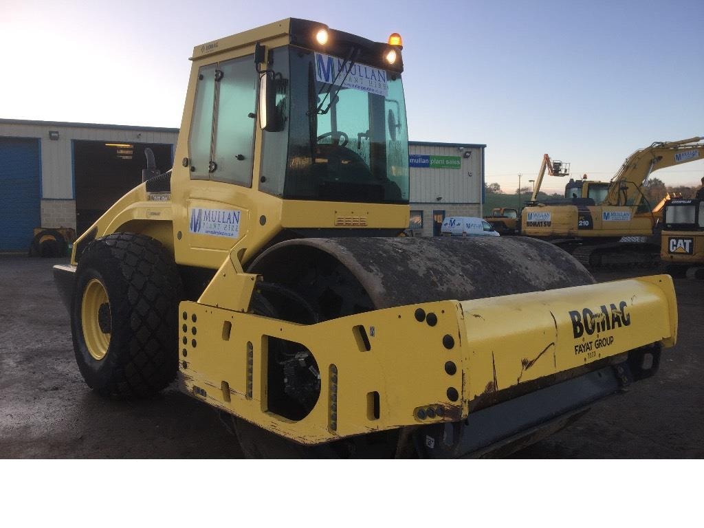 Cilindru Compactor Terasier BOMAG BW213 de vanzare 48637 UTILBEN