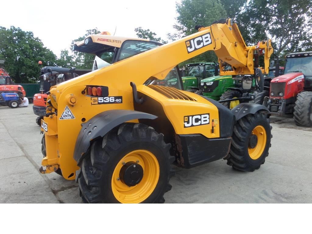 Incarcator Telescopic JCB 536-60 Agri Super de vanzare 259929 UTILBEN