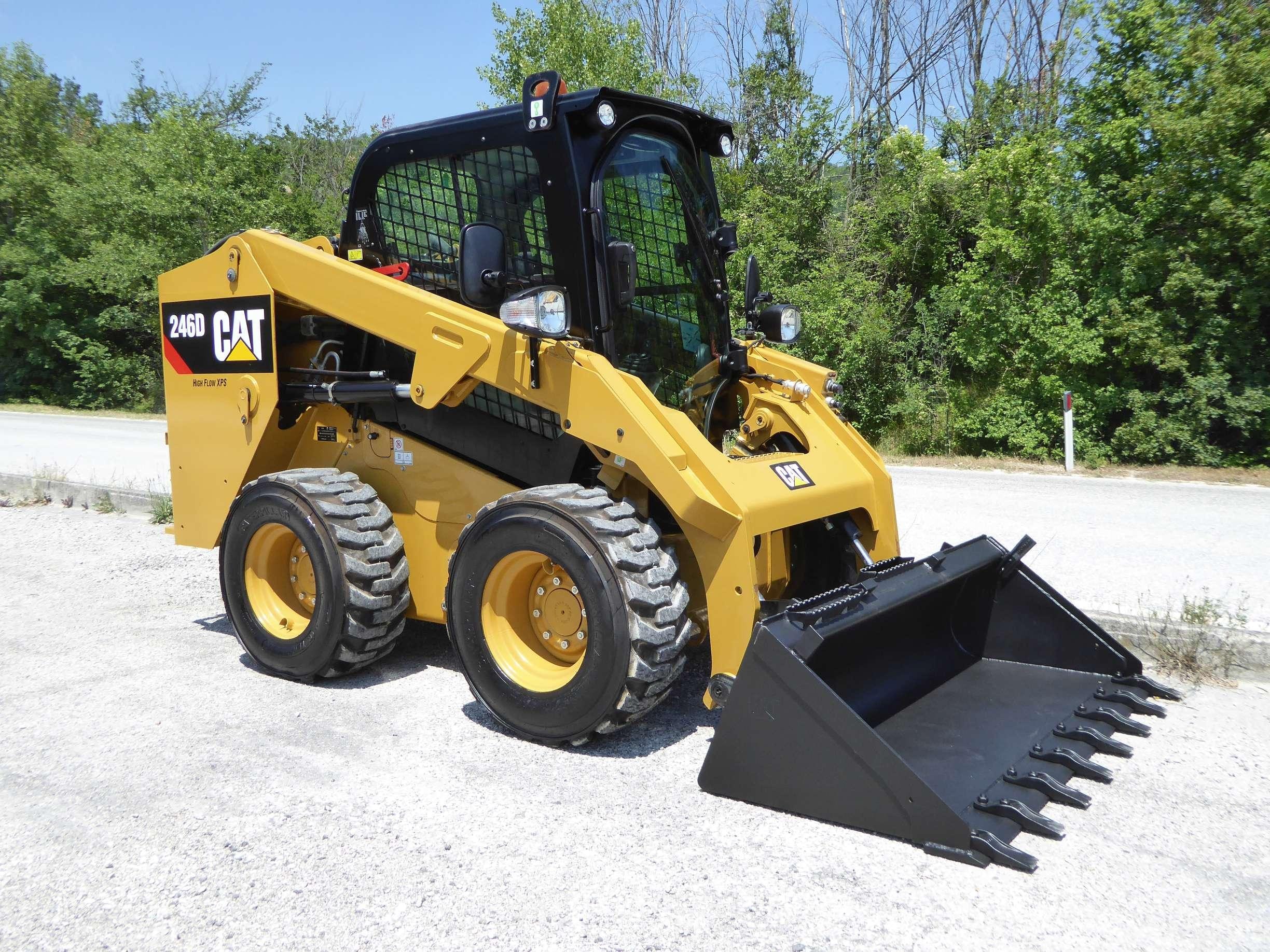 MiniIncarcator Caterpillar 246D de vanzare 418040 UTILBEN