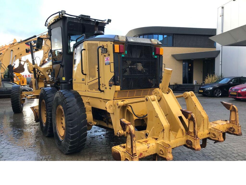 Autogreder Caterpillar 12M de vanzare 237230 UTILBEN
