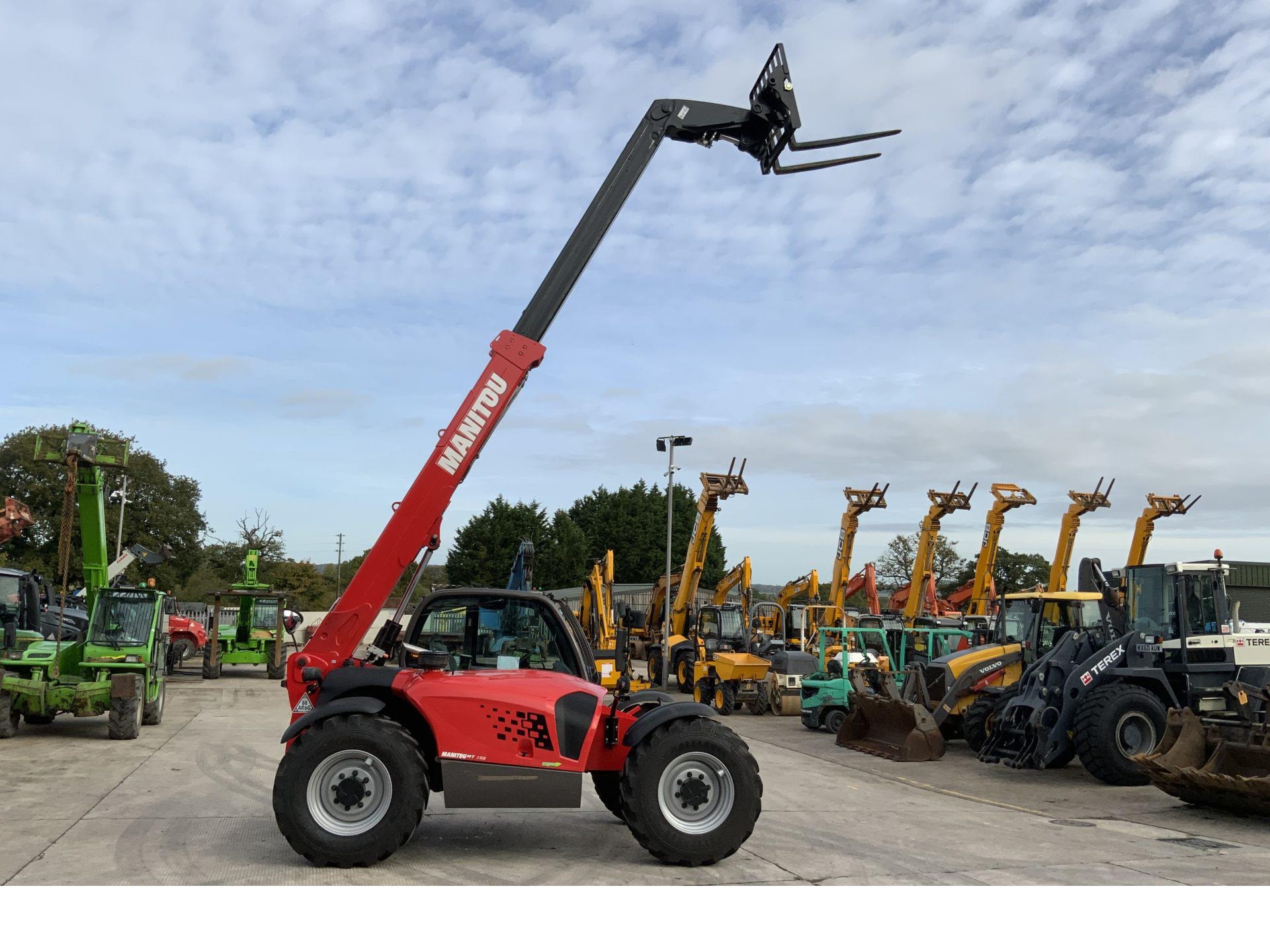 Incarcator Telescopic Manitou mt732 easy comfort de vanzare 361637 UTILBEN