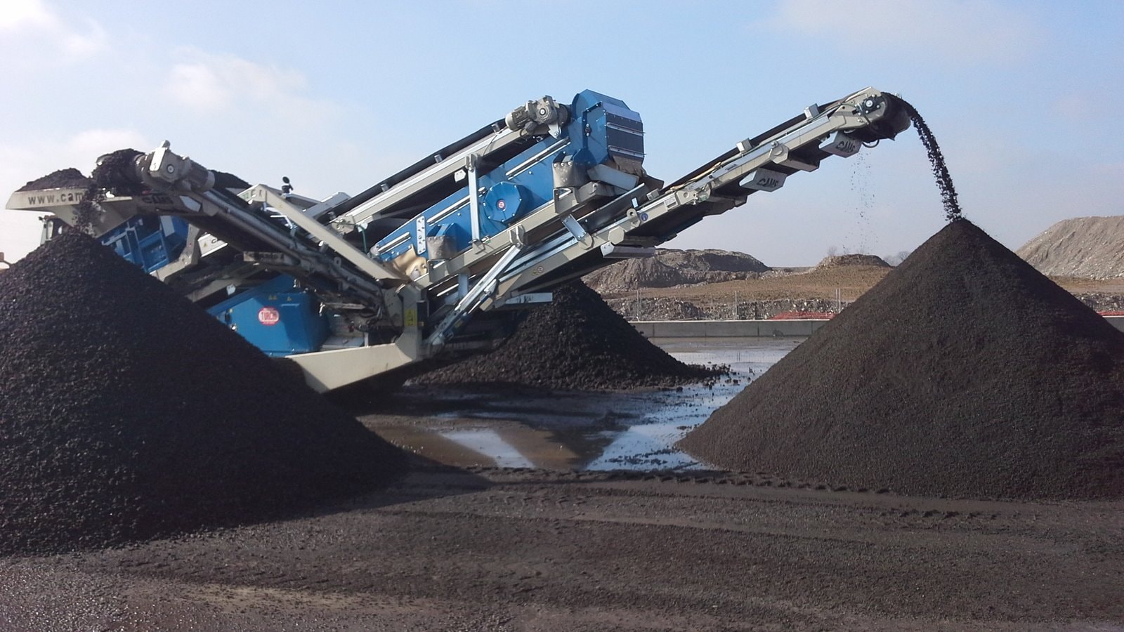 Concasor Nou CAMS CENTAURO L120/56 CONCASOR MOBIL CU SORTARE de vanzare ...