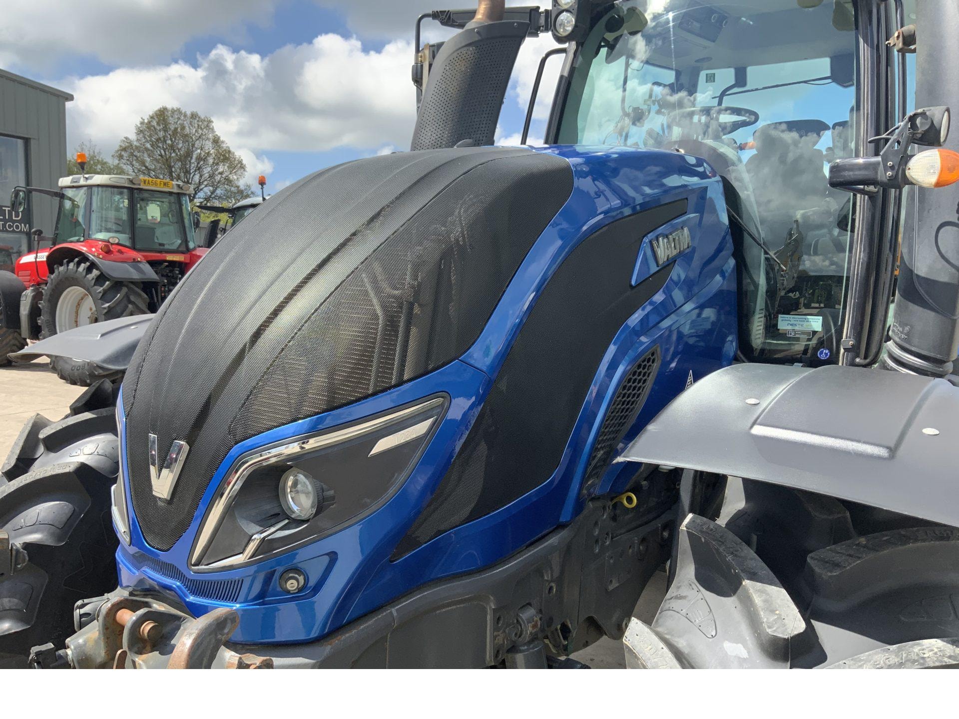 Piese Tractor Valtra t234 direct twin track reverse drive de vanzare ...